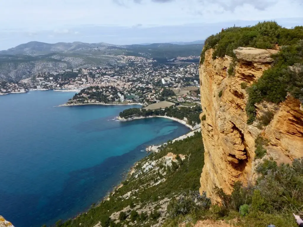 3 secteurs de grandes voies d'escalade à Cap Canaille Calanques