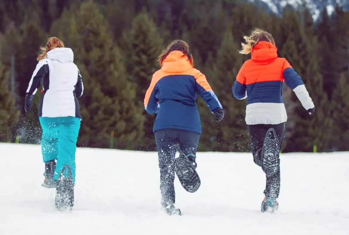 Comment choisir ses raquettes à neige ? Le guide complet